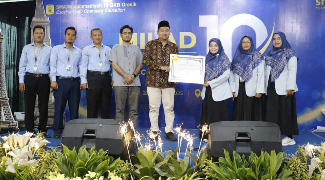 Hadiah Milad Smamio Ada Penghargaan Luar Biasa Ini - PCM GRESIK KOTA ...