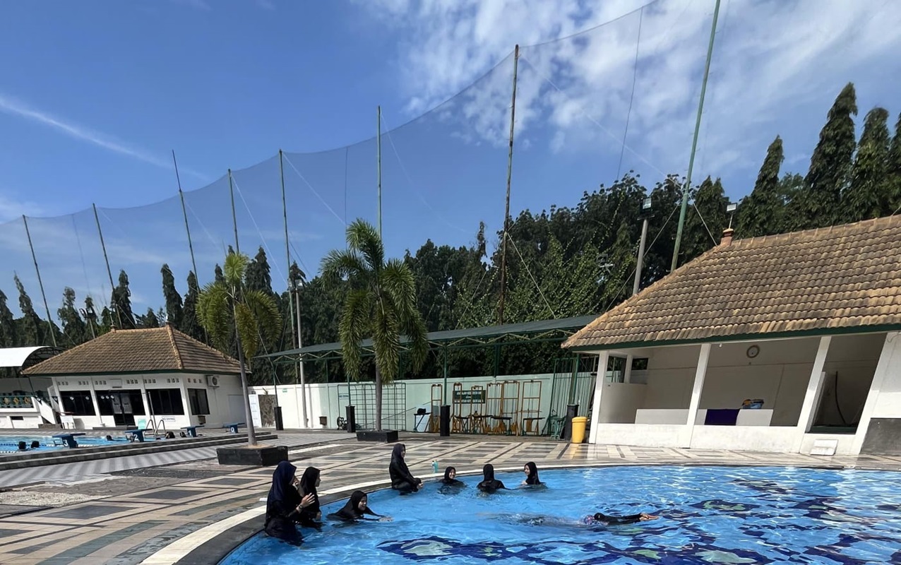 Bekerja Sama dengan Petrokimia Gresik, Smamio Adakan Program Swimming ...